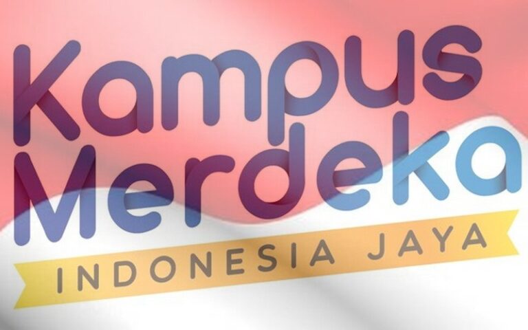 Praktik Baik Kampus Merdeka Vokasi dalam Mewujudkan SDM Unggul - FIKOM ...